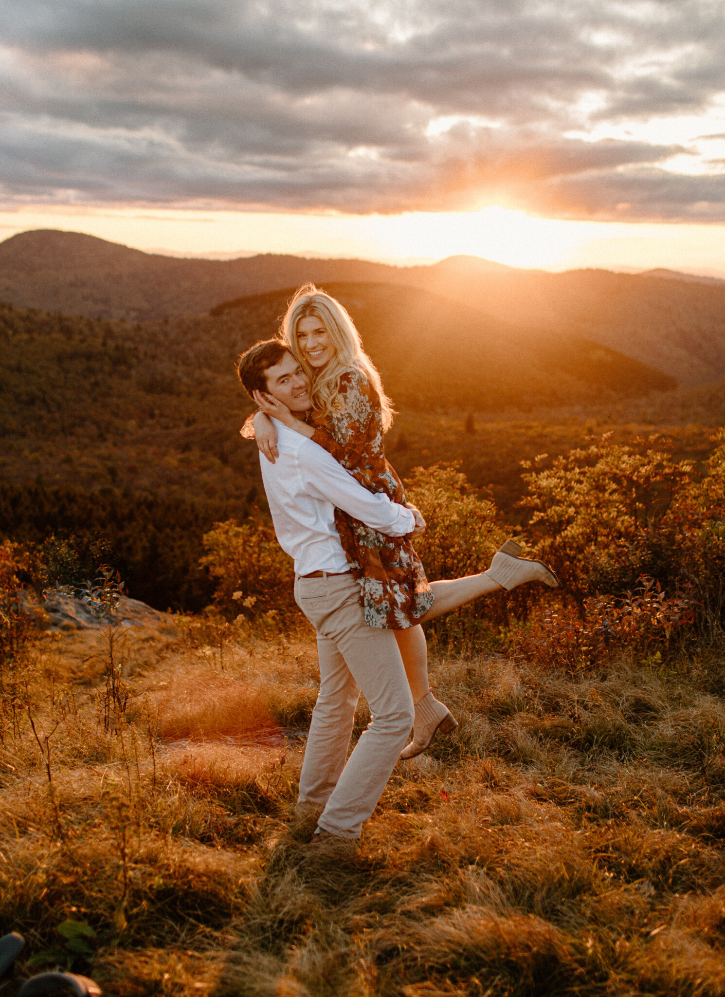 40+ Couples Fall Photoshoot Ideas