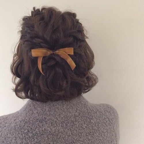 40+ Dark Academia Hairstyles For All Hair Types