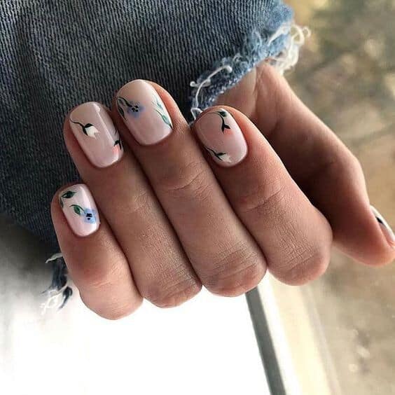 35+ Flower Nails Designs For Delicate, Abstract Nails