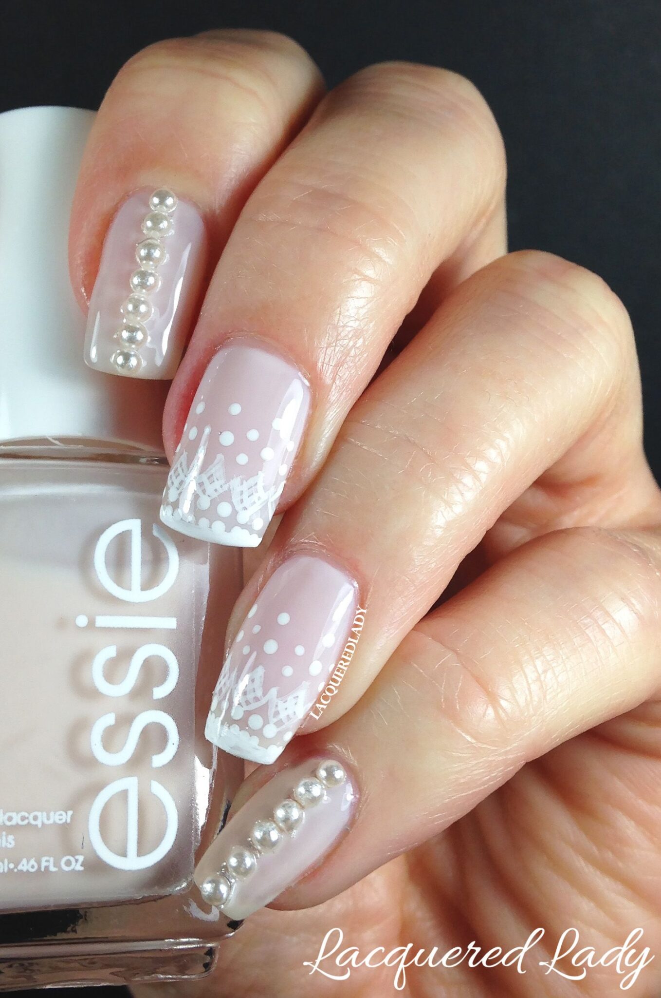 30+ Gorgeous Pearl Nails To Try Right Now | Pearl Nail Inspo