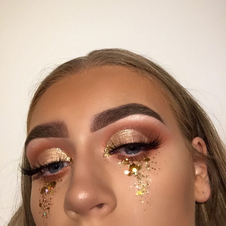 The Hottest Festival Makeup Trends To Try This Year