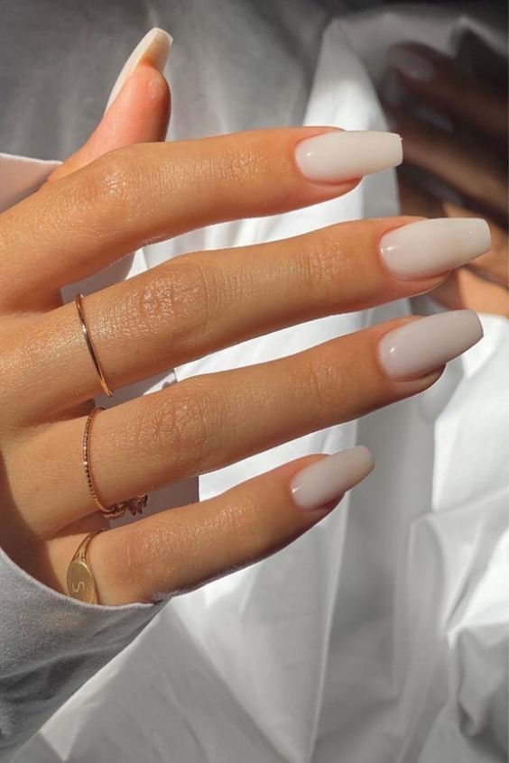 42+ Simple Nails For A Minimalist Look | Classic Nail Designs