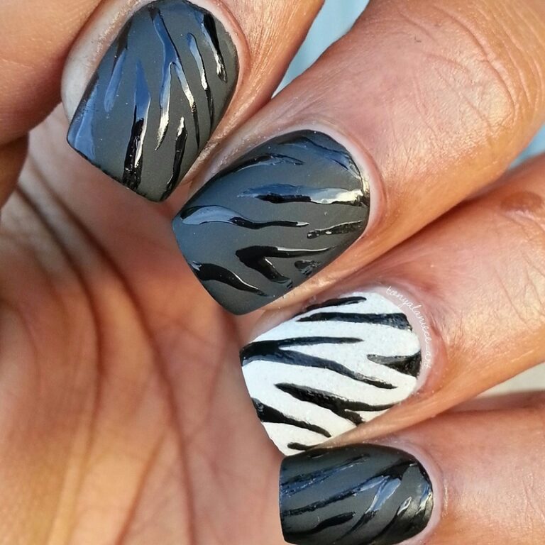 40+ Zebra Nails That Are Super IN Right Now