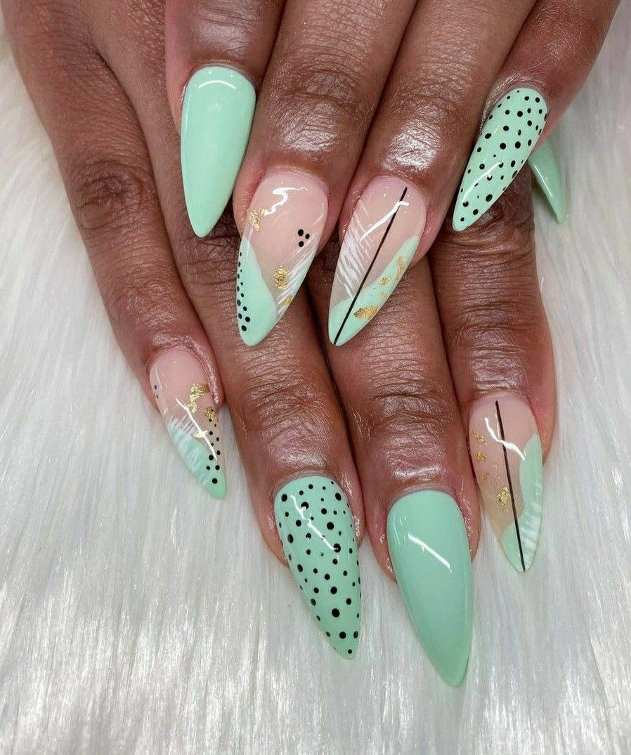 45+ Gorgeous Mint Green Nails To Try This Year For A Fresh Manicure