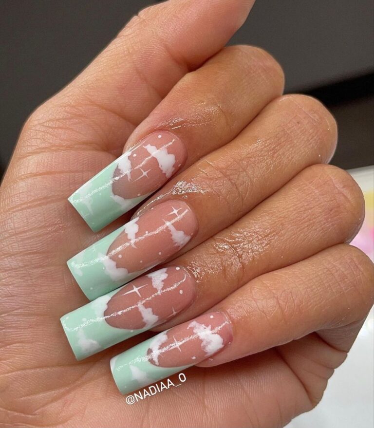 45+ Gorgeous Mint Green Nails To Try This Year For A Fresh Manicure