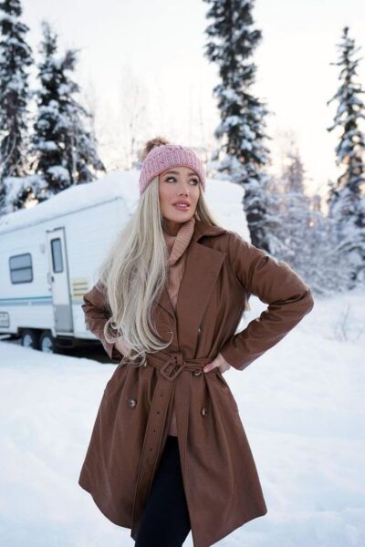 50+ Ice Skating Outfits To Wear This Winter | What To Wear Ice Skating