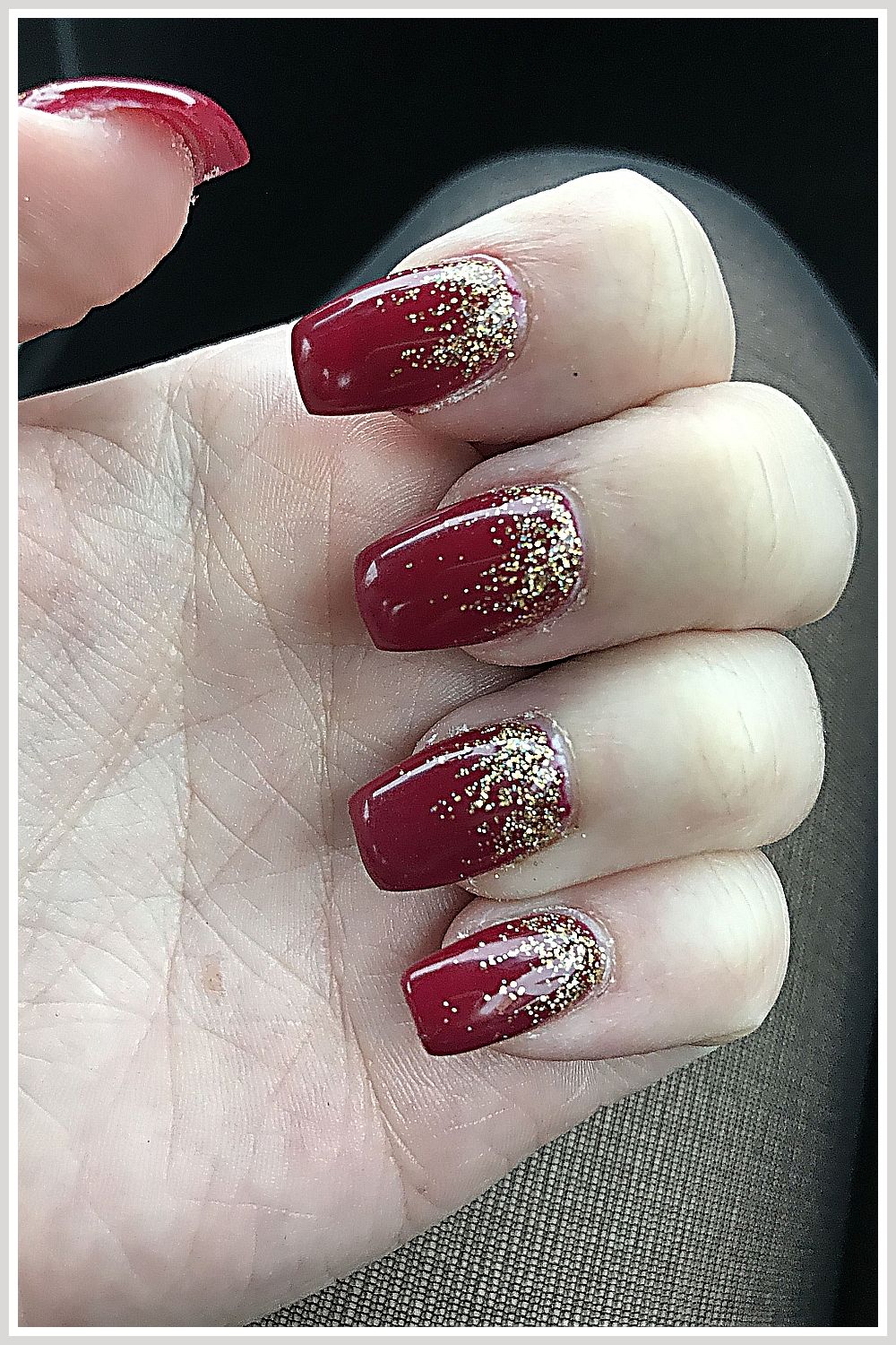 45+ Stunning Red and Gold Nails For A Sophisticated Manicure