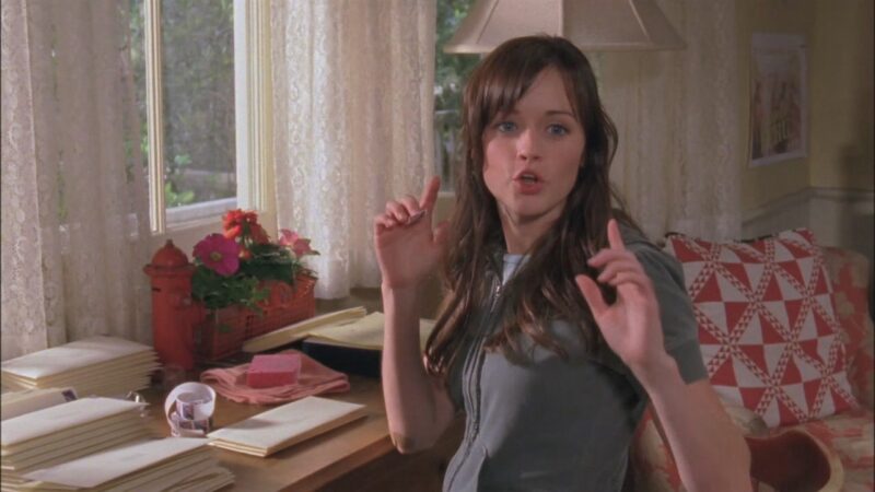35+ Rory Gilmore Outfits We're Stealing Right Now | Chasing Daisies