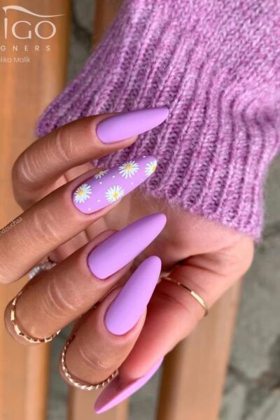 38+ Daisy Nails For A Delicate & Romantic Manicure | Chasing Daisies