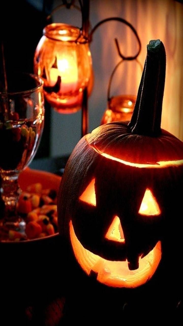 70+ Halloween Aesthetic Pictures To Give You That Spooky Feeling