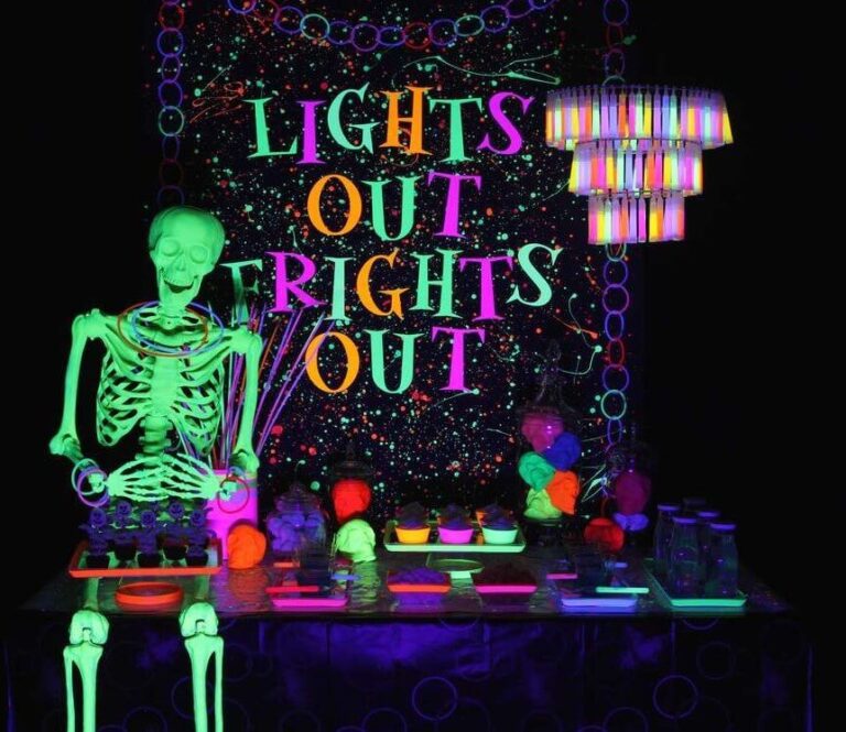 33+ Spooky Adult Halloween Themes For Your Party